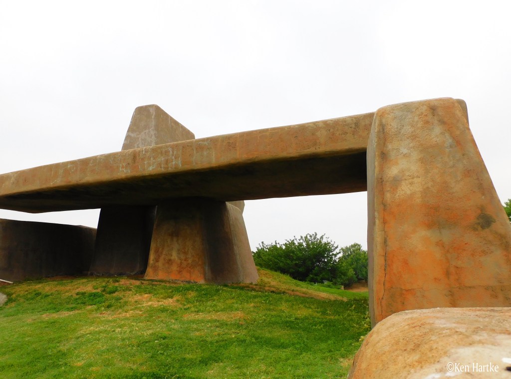 The Henge – The Guide to New Mexico Architecture
