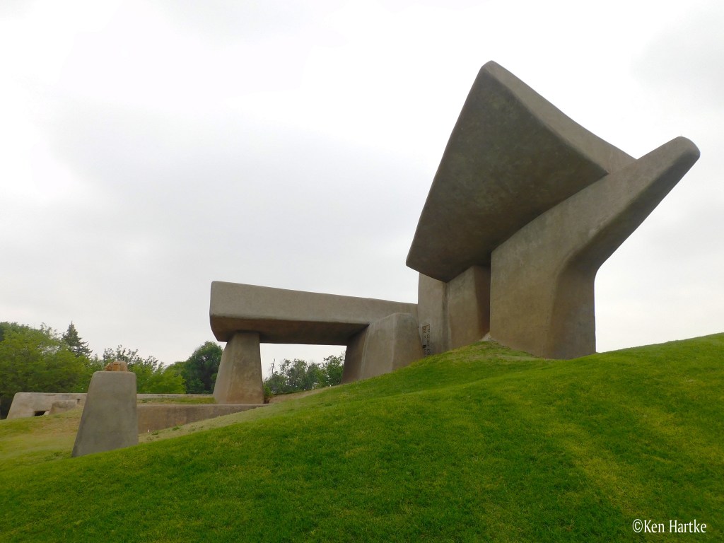 The Henge – The Guide to New Mexico Architecture